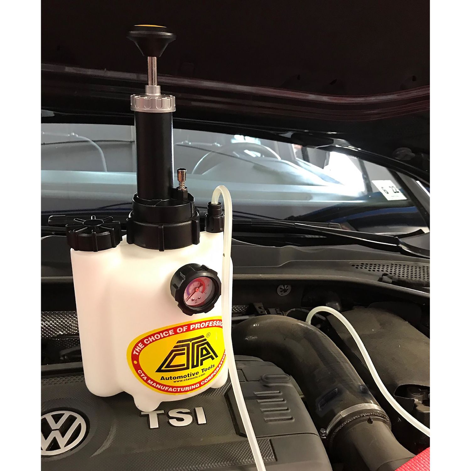 CTA Pressure Brake Bleeder | AutoZone