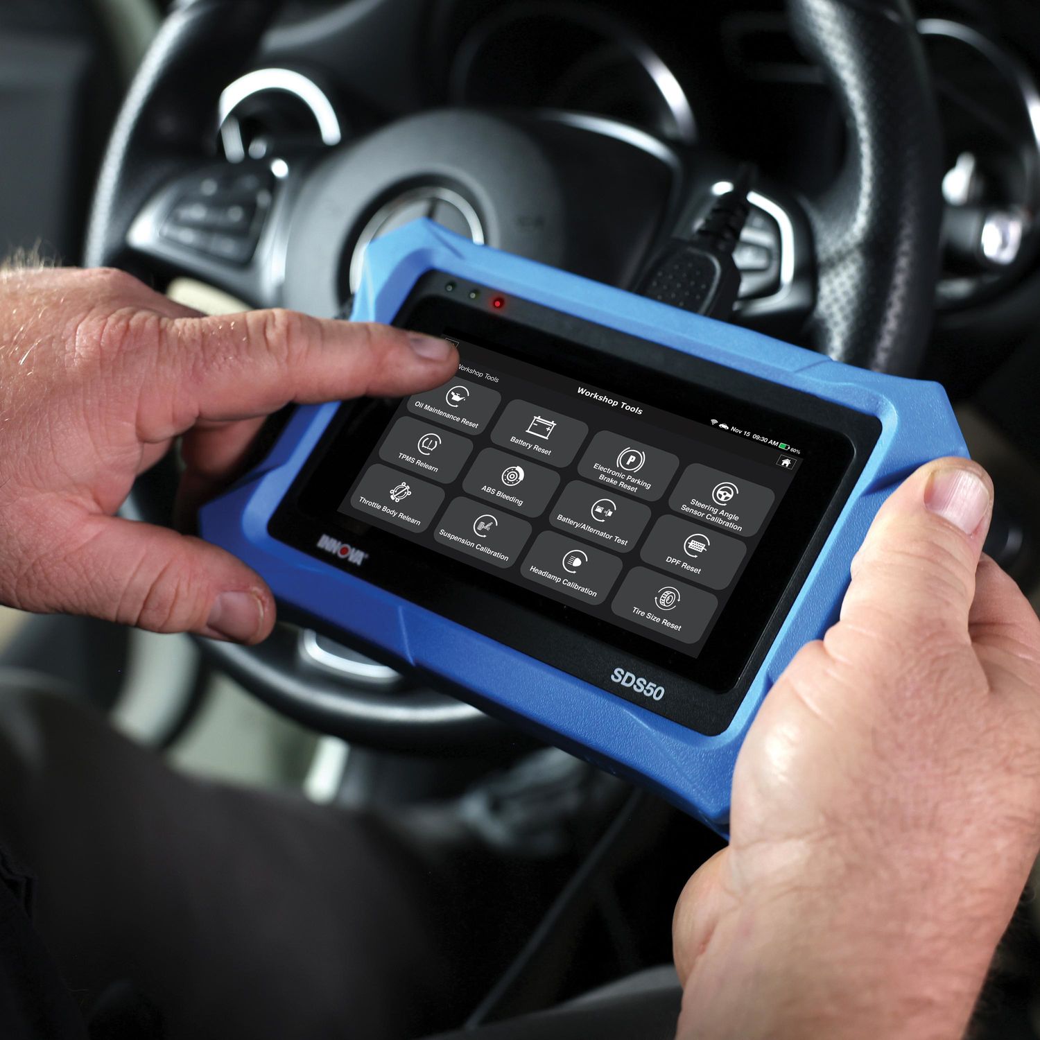 Innova 5in Touchscreen Diagnostic Tablet | AutoZone