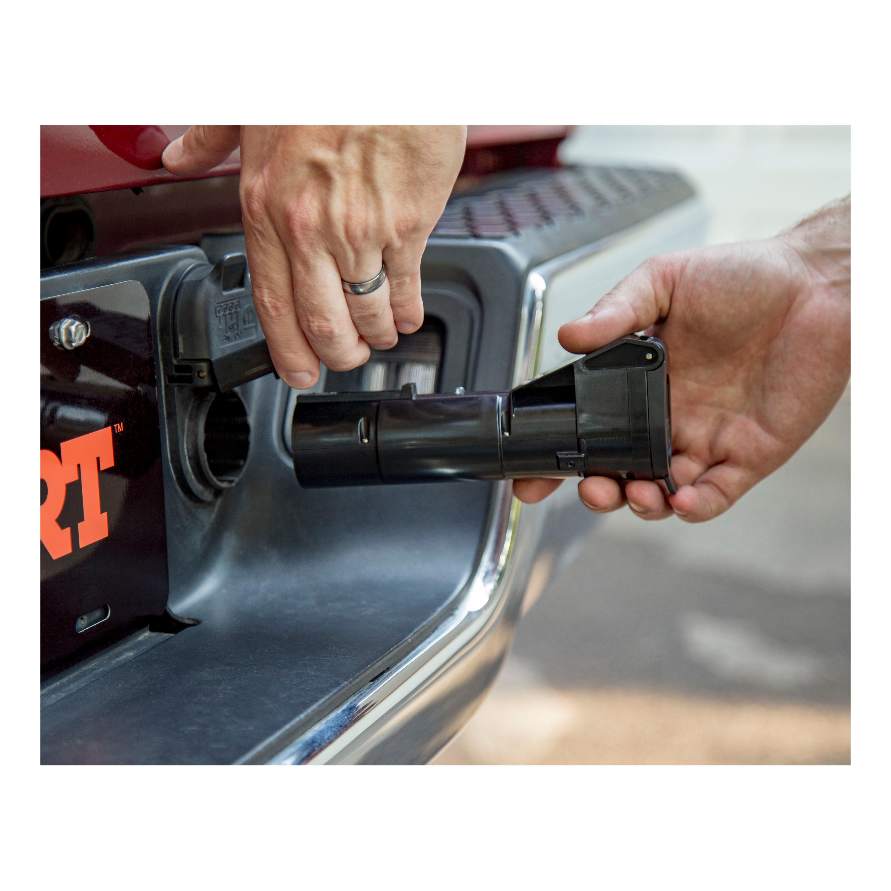 CURT Echo Mobil Universal Trailer Brake Control | AutoZone