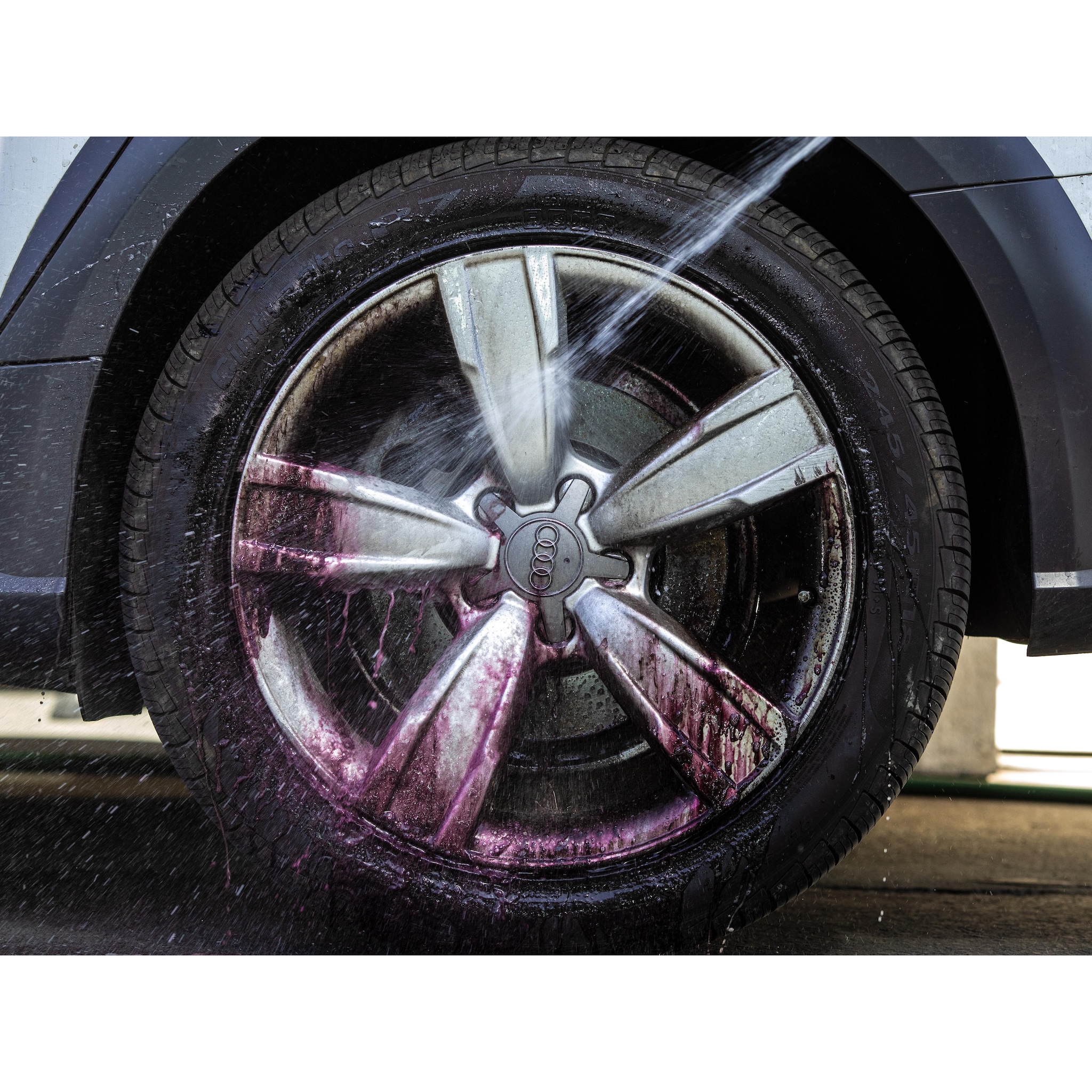 Meguiar's Ultimate All Wheel Cleaner Spray 24oz | AutoZone