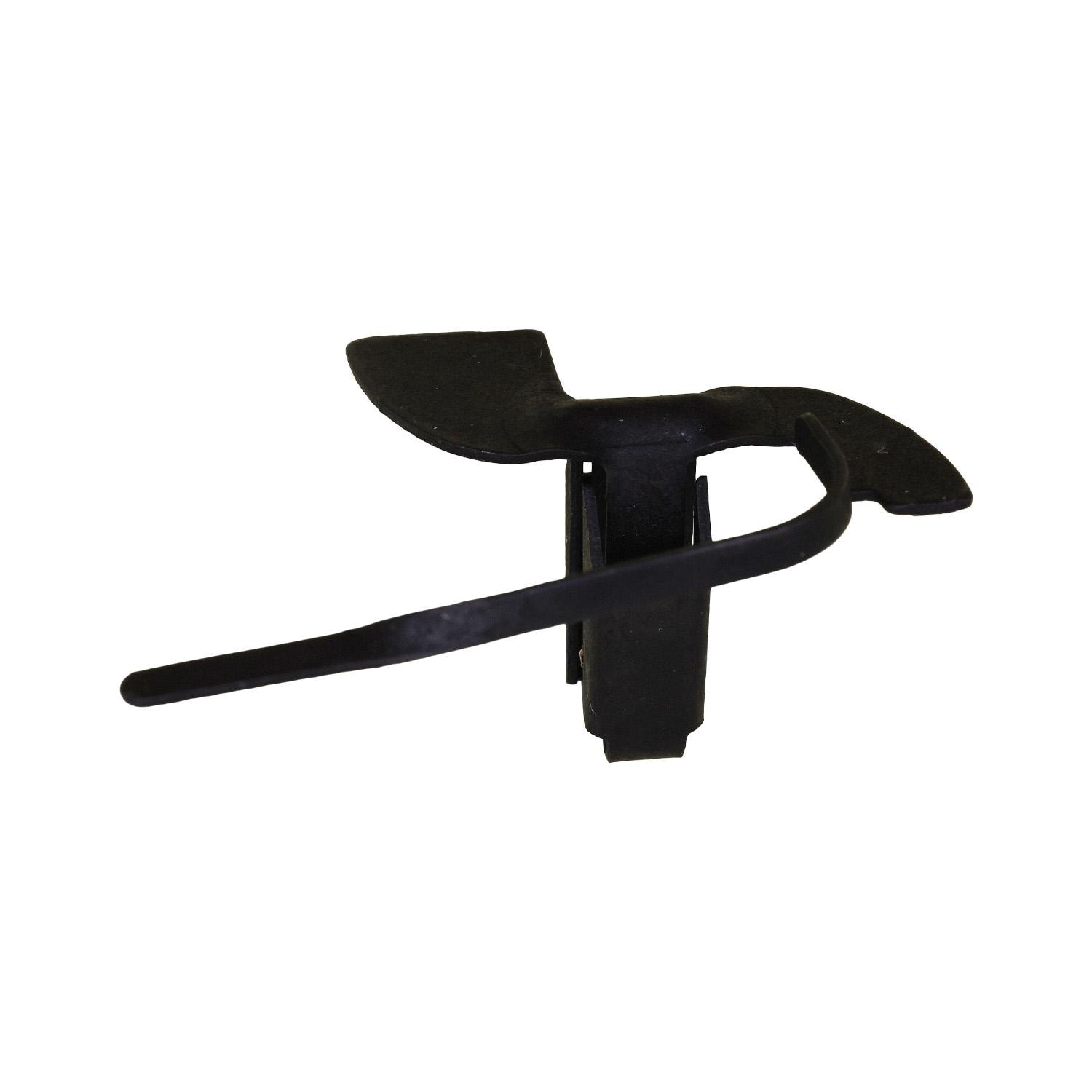 Auveco Molding Retainer 9965 | AutoZone