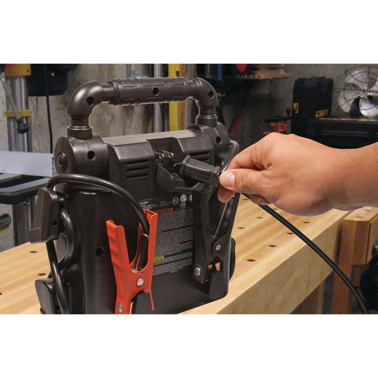 Stanley 1000 Amp Vehicle Jump Starter | AutoZone