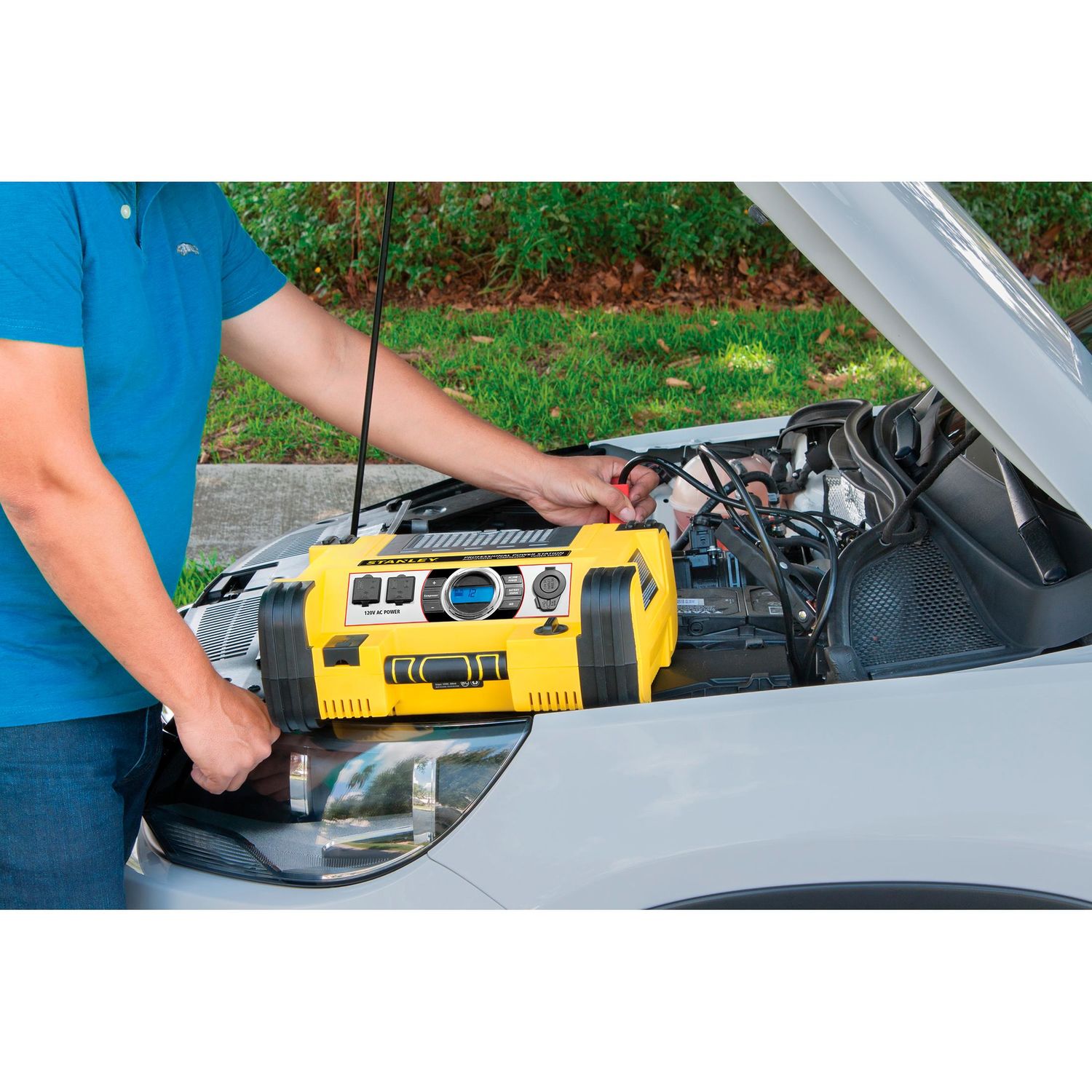 Stanley 1400 Amp Vehicle Jump Starter | AutoZone